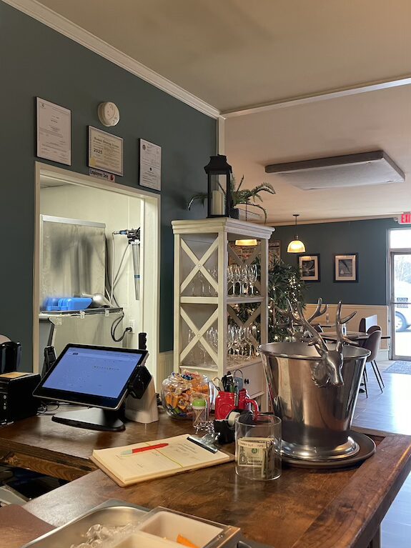 Preston Roadhouse Bar and Grill, Preston, MD – Mark on the Shore